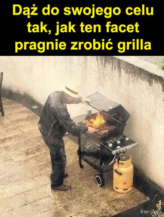 Deszczowy sierpień? Internauci reagują memami o pogodzie - Kobieta