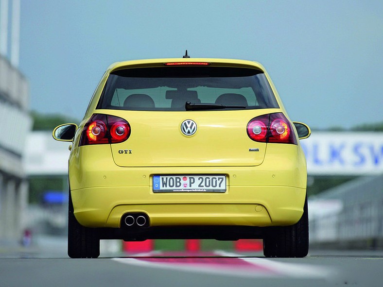 VW Golf GTI Pirelli Edition – trzecia premiera