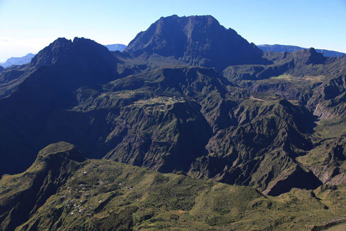 Reunion - wyspa pięknych plaż i gór - Podróże