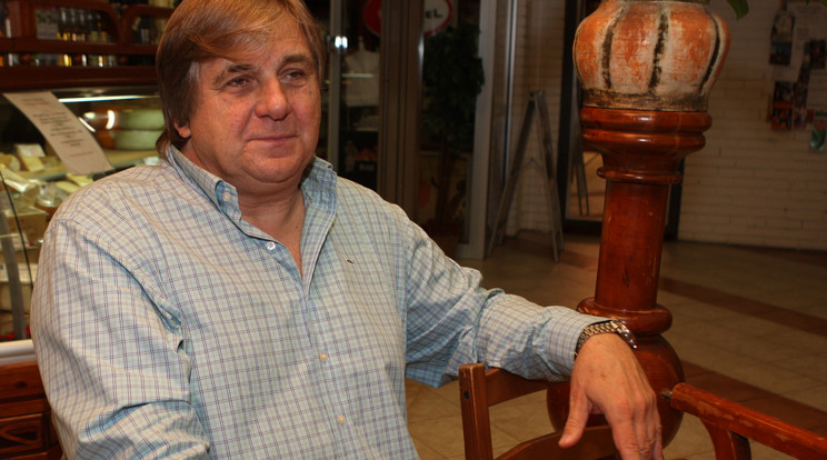 Csapó kártyapartnerei az utolsó zsugás estén már érezték, nagy a baj ...