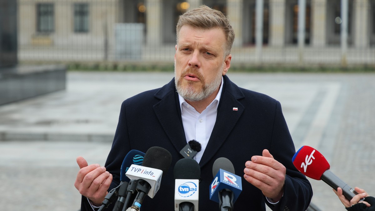 Debata w Końskich nielegalna? Adrian Zandberg nie kryje oburzenia ...