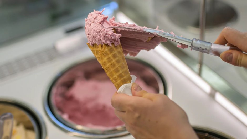 Ceny lodów mogą zmrozić. Wiemy, dlaczego lody są takie drogie - Styl życia