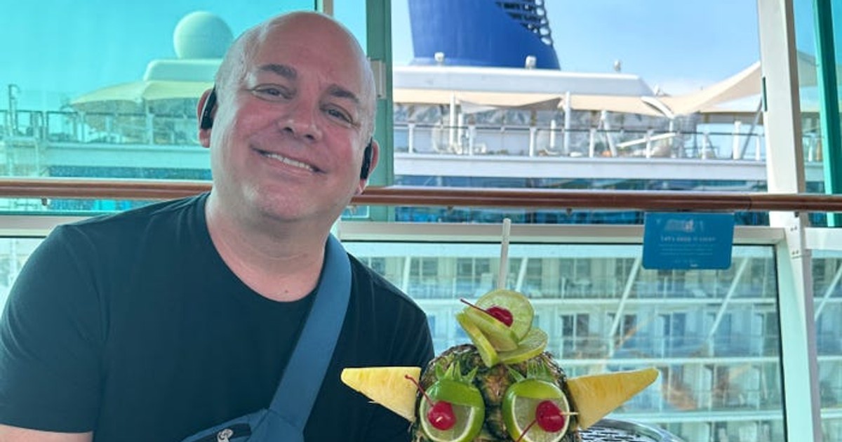 Zamieszkał na luksusowym statku i pracuje zdalnie. "Mam 1300 ...