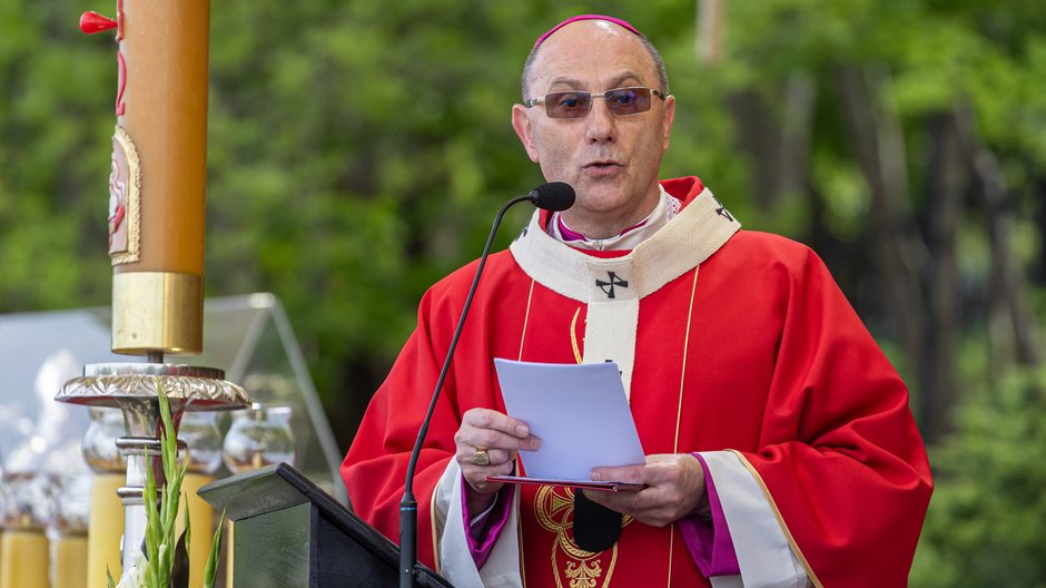 Prymas Polski: gdy czynisz znak krzyża, głosisz miłość Boga - Informacje