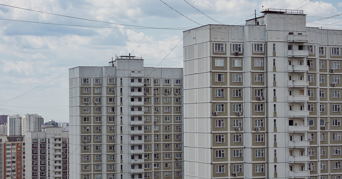 Rosja: Pomalowano postsowieckie bloki. Efekt robi wrażenie - Podróże