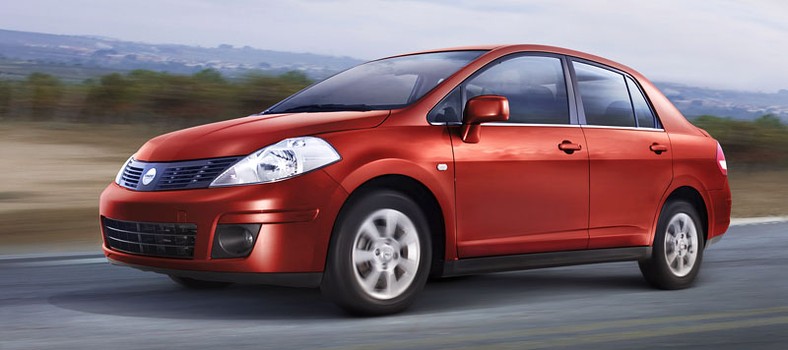 Dodge Trazo C1.8: Nissan Tiida dla Ameryki Południowej