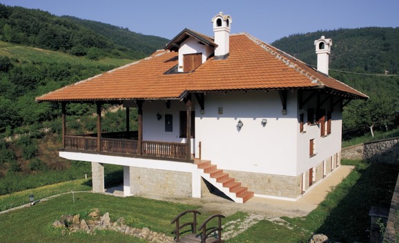 10 najlepših kuća u srpskom stilu