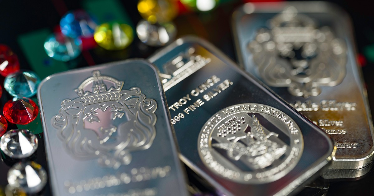 Red-hot silver is 'almost guaranteed' to plunge 50% in the next year ...