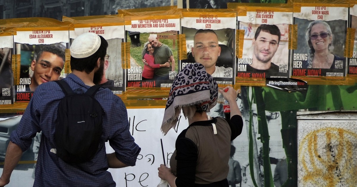 Hamas objavio snimak na kojem se vidi izraelski talac Matan Zangauker ... Hamas objavio snimak na kojem se vidi izraelski talac Matan Zangauker ...