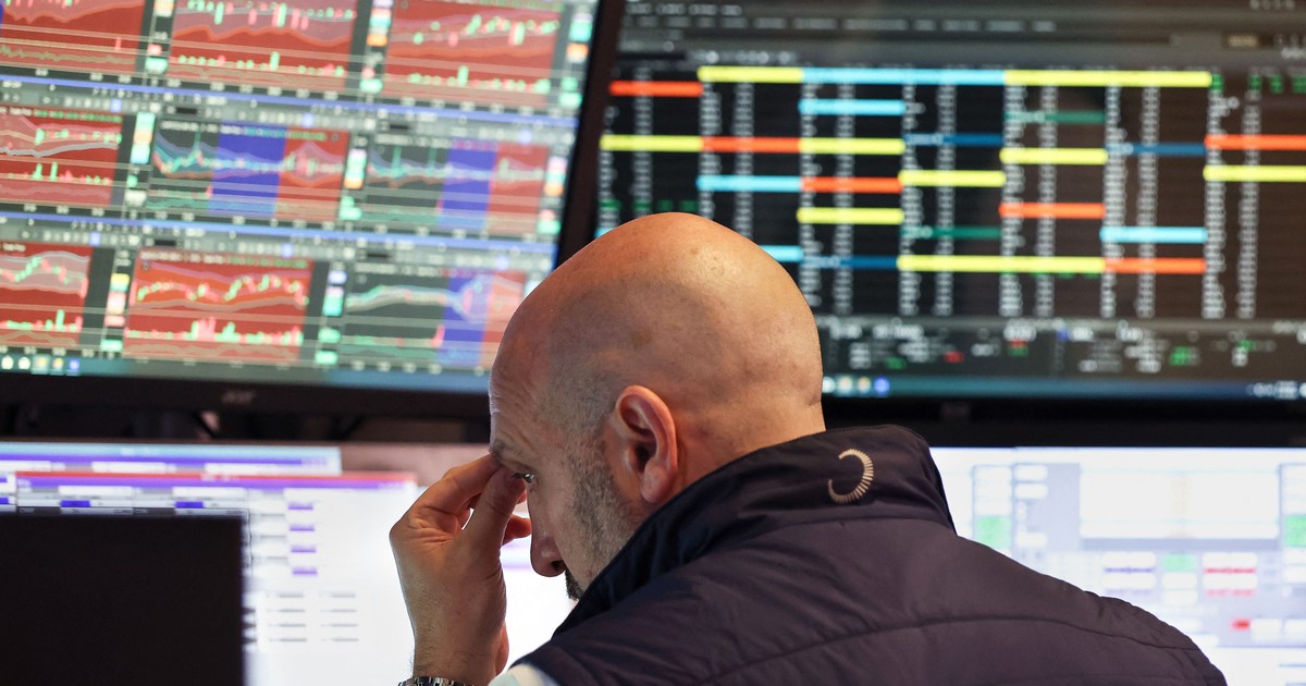 Why investors should brace for a stock correction after earnings season ...