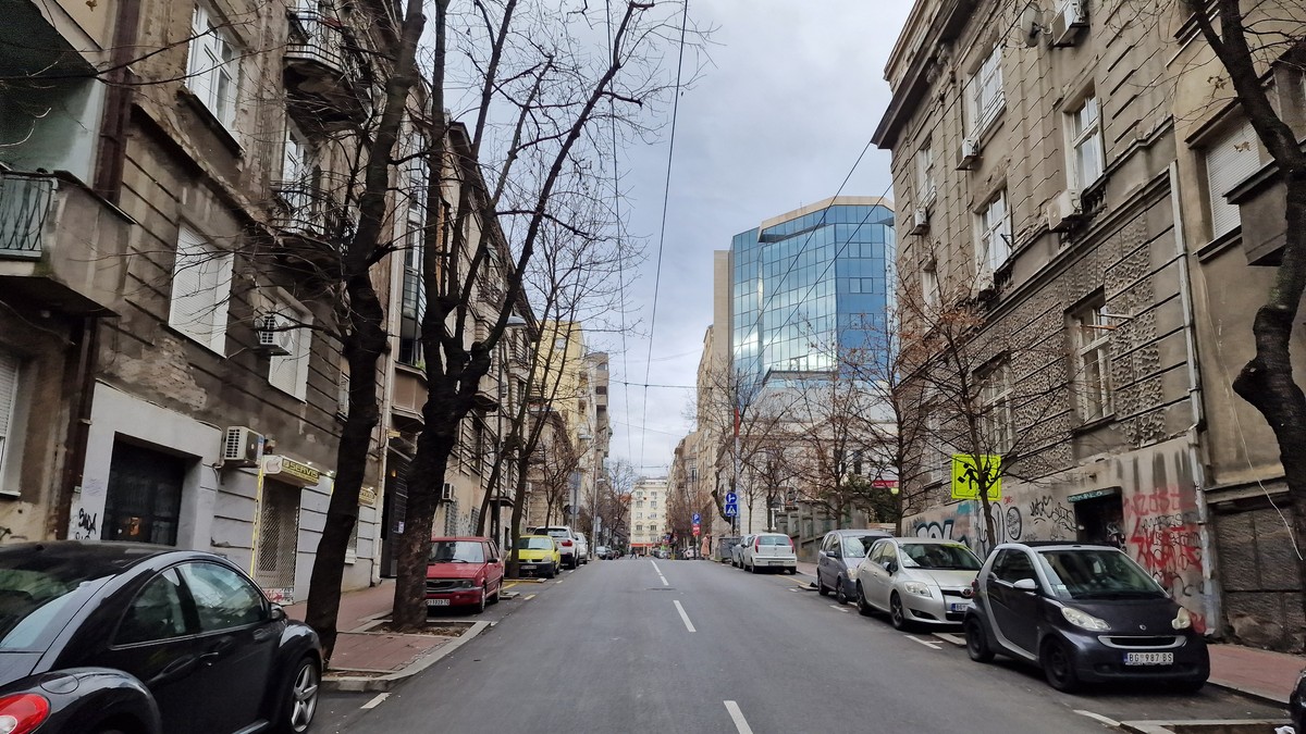 Ovako Beograd izgleda za Božić: Prazne ulice, nema kola, sve zatvoreno ...