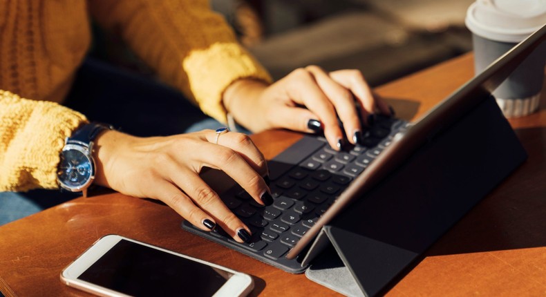 How to connect a Magic Keyboard to an iPad so you can type on a real ...