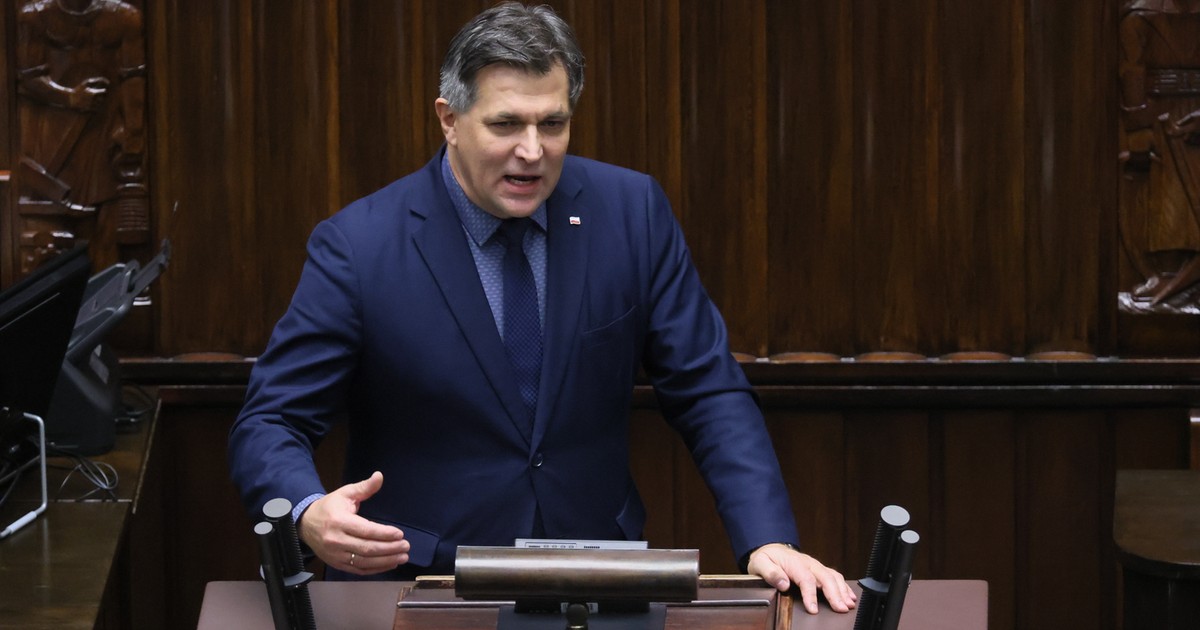Zaciekle bronił papieża na antenie TVP. Kim jest poseł PiS Piotr Kaleta ... Zaciekle bronił papieża na antenie TVP. Kim jest poseł PiS Piotr Kaleta ...