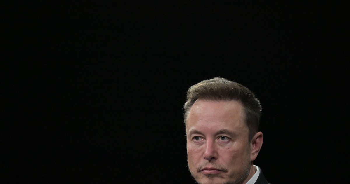 Elon Musk keeps publicly begging celebrities to post on X and gets ...