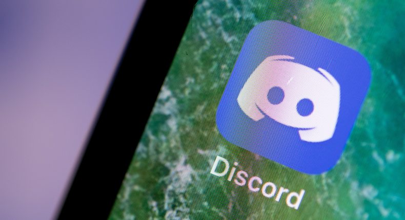 How to delete a Discord server that you own, using the desktop or ...