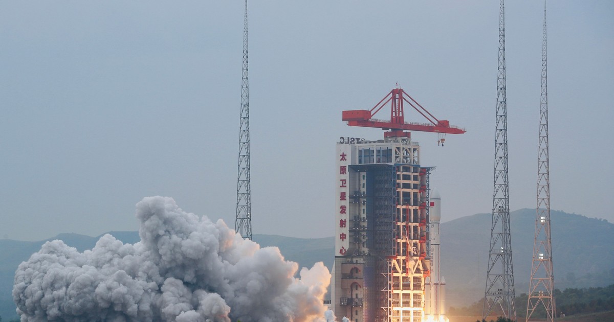 A Chinese firm's answer to Elon Musk's Starlink just launched its first ...