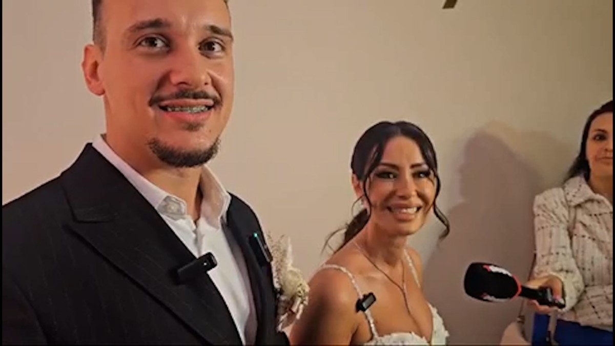 Stevan Sekulić je pre braka sa pevačicom bio u vezi sa influenserkom ...
