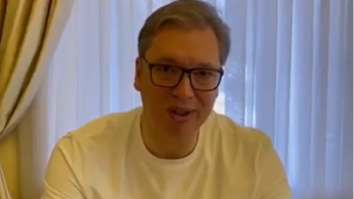 "DA SE PRESVUČEM I KREĆEM U BRISEL" Vučić poslao poruku pred put na ...