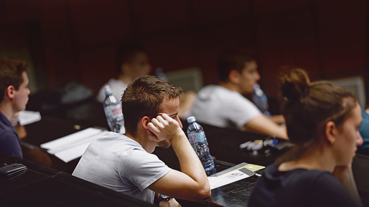 "Ode mi mladost dok se svi napijate kafe"Student objasnio zašto želi da ...