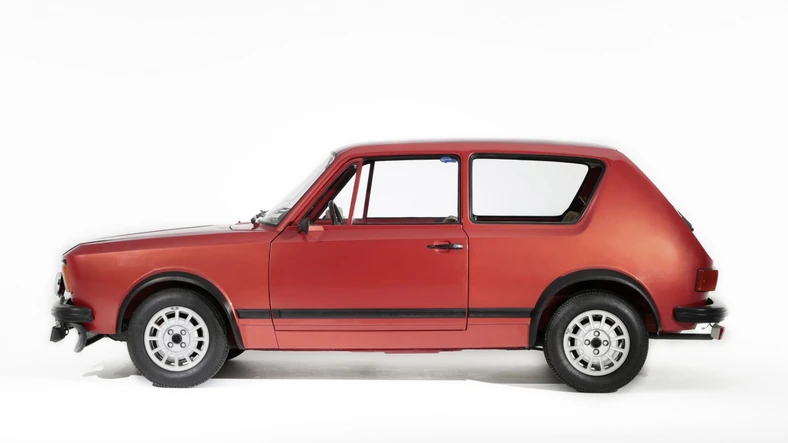 Tak mógł wyglądać Volkswagen Golf. Uważasz, że byłby lepszy od seryjnej ...