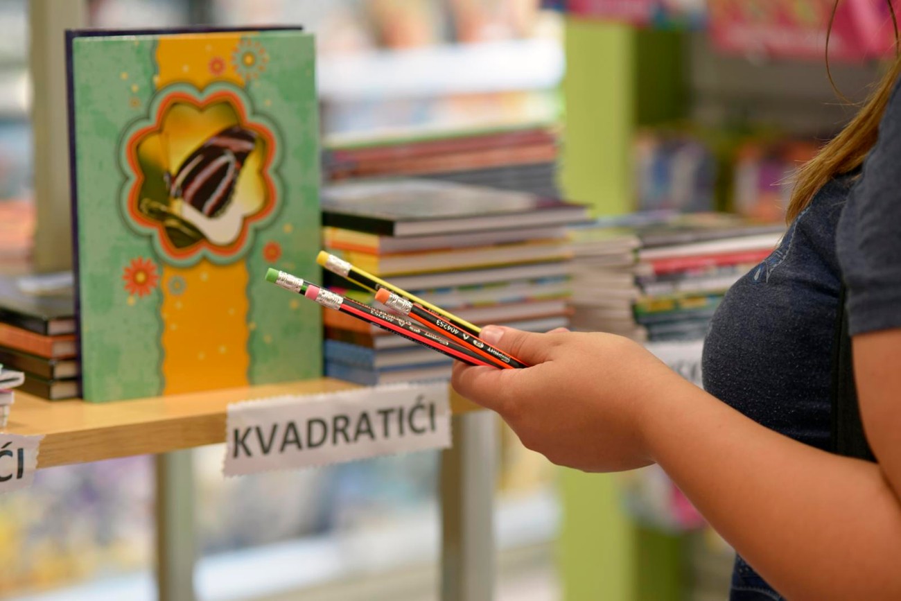 Stiže nova pomoć države! Od 1. septembra počinje isplata 20.000 dinara ...