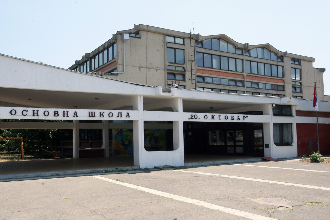 Čitav tim uključen u rešavanje problema oko lažnih dojava o bombama u ...