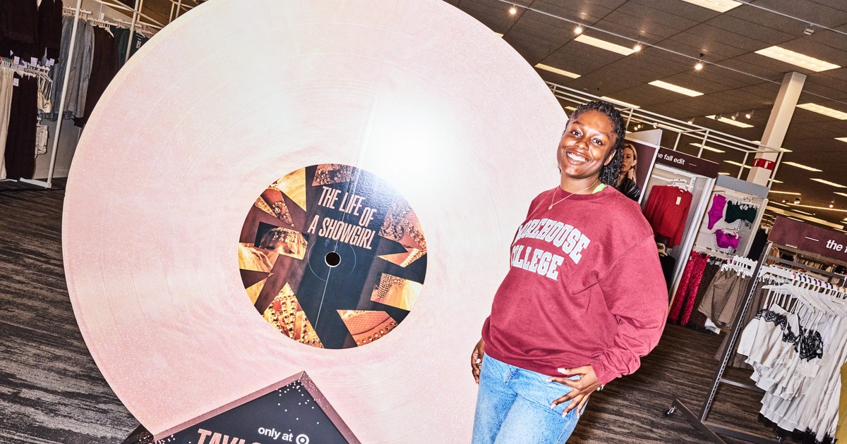 I went to Target's Taylor Swift album release at midnight and witnessed ...