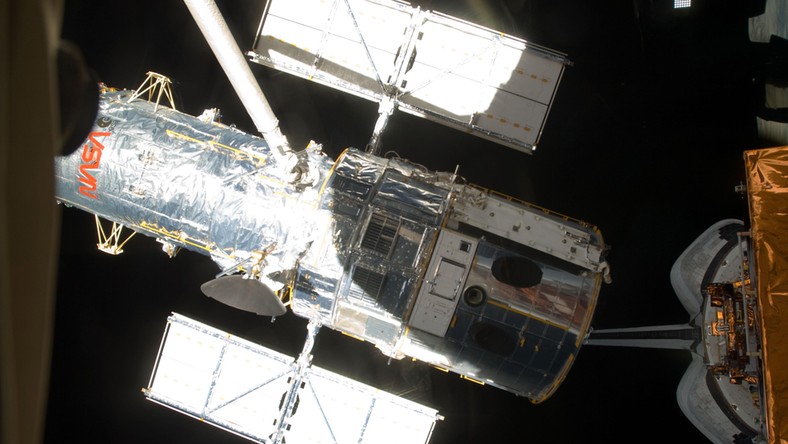 Teleskop Hubble'a: awaria żyroskokpu - Wiadomości