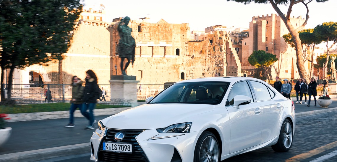 LEXUS IS IS 300h XE30 Business Edition 223KM 164KW [2494cm3] hybryda ...