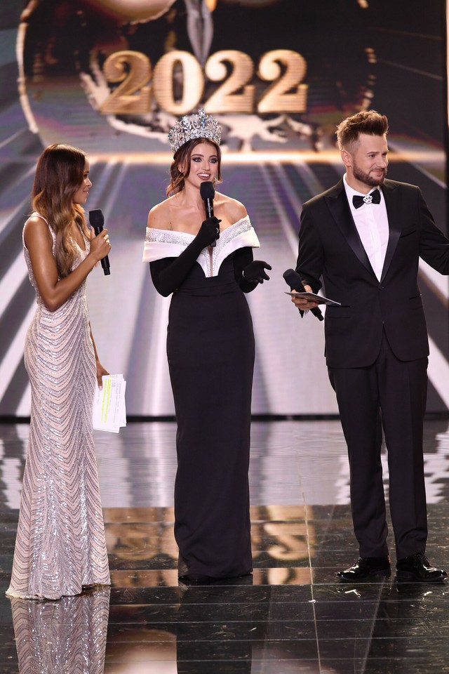 Gwiazdy na Miss Supranational 2022. Doda jak lalka Barbie, a Zawadzka... - Plejada.pl