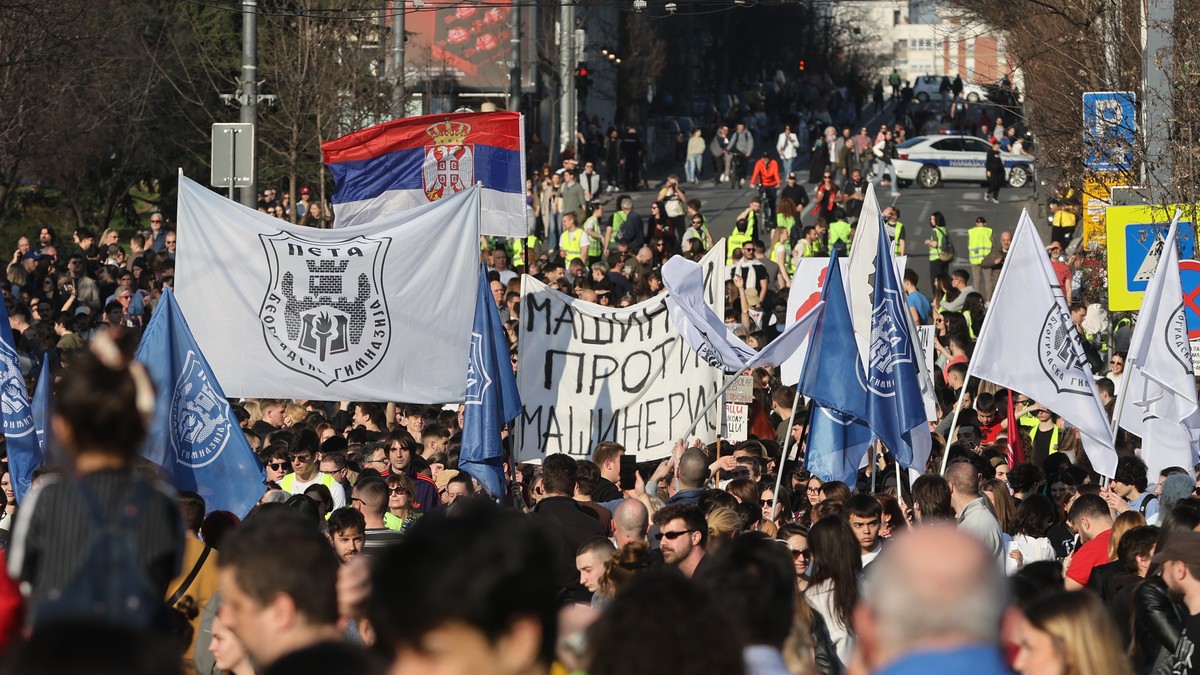 Studenti u blokadi Univerziteta u Beogradu se ogradili od organizacija Stav i PSG nakon snimaka ...