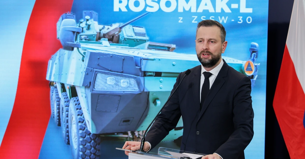 Nowe Rosomaki dla Polski. Kosiniak-Kamysz podpisał umowę - Dziennik.pl