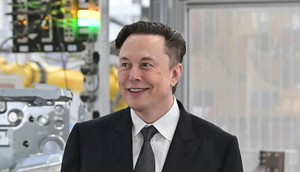 5 charts from Goldman Sachs show how AI mania stacks up against past ...