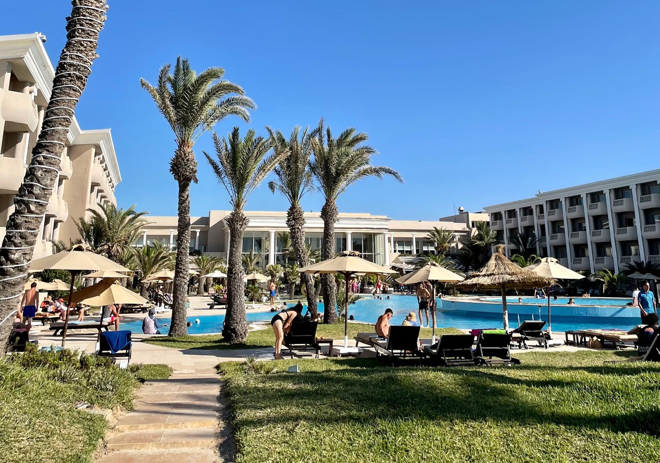 IZ AVIONA PRAVAC NA PROSTRANU, PEŠČANU PLAŽU: Odaberite onda hotel Royal Thalassa Monastir 5* u ...