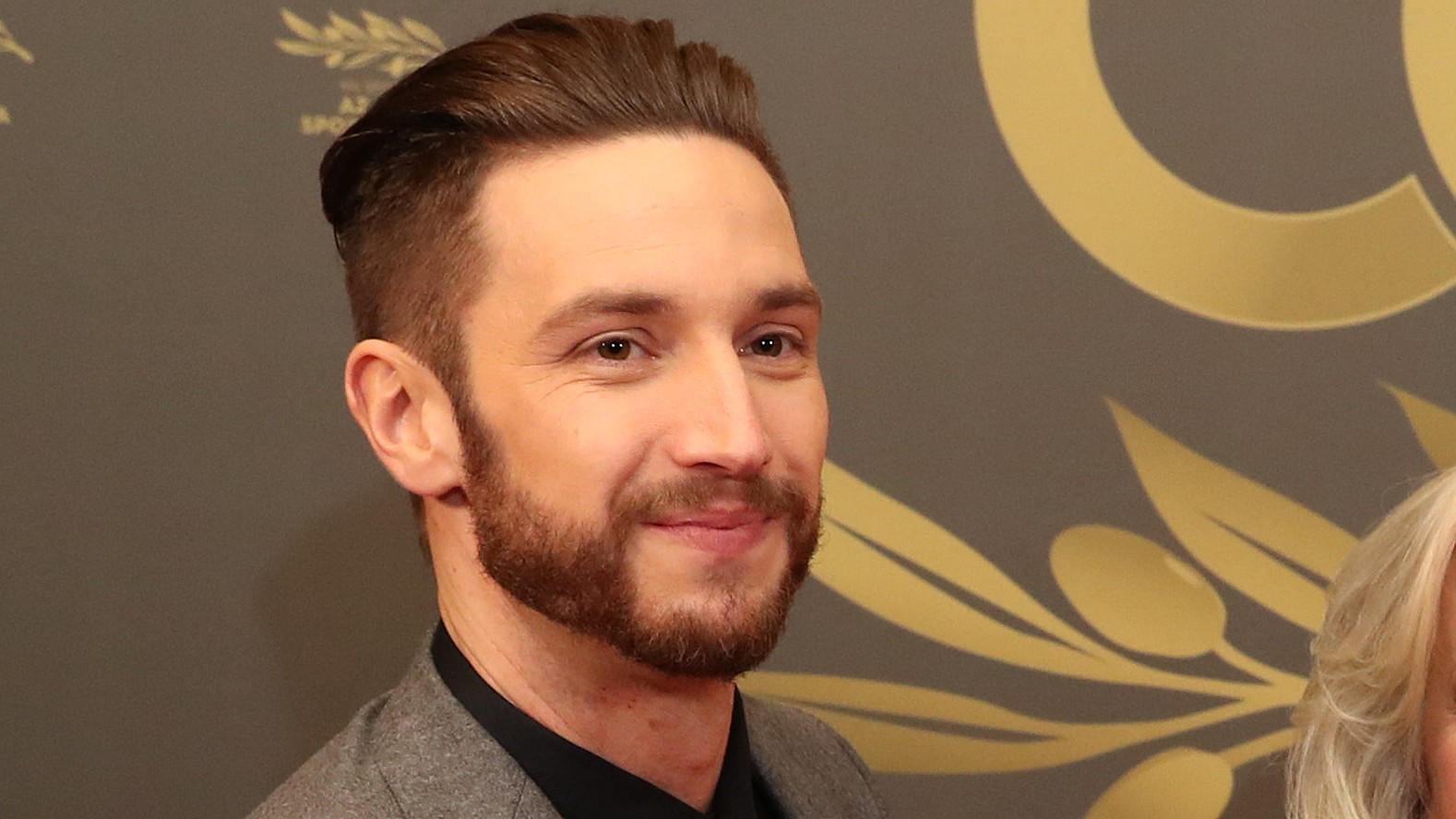 Káprázik a szemünk! Ez a szépséges hölgy volt Shane Tusup párja péntek ...