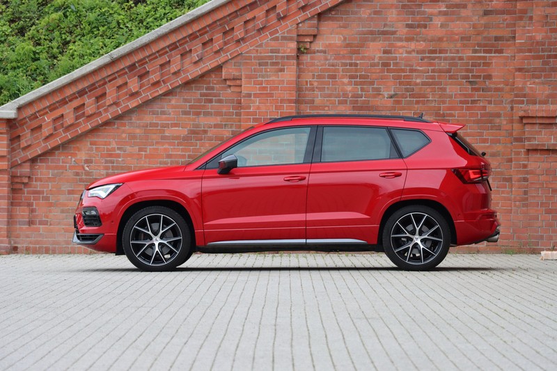 Cupra Ateca – 4,8 s do setki w rodzinnym SUV-ie. Czy to ma sens?