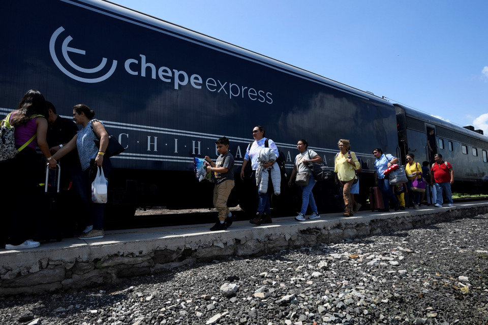 Pociągiem "El Chepe" przez tereny meksykańskich karteli i Miedziany Kanion - Podróże