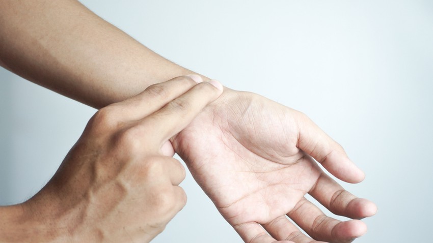 Hirtelen kiugró, illetve lassan emelkedő pulzus - az orvos szerint ezek ...