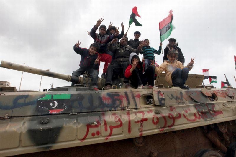 Coraz bliższy koniec rewolucji w Libii. Wojna w Libii - Świat - Newsweek.pl