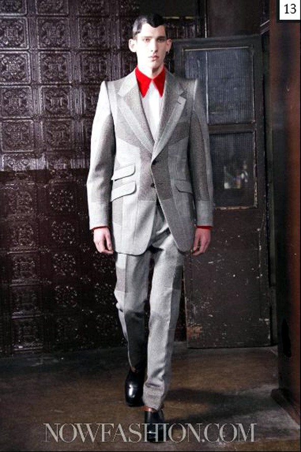 Cseke Botond Alexander McQueen show-n Londonban - Glamour