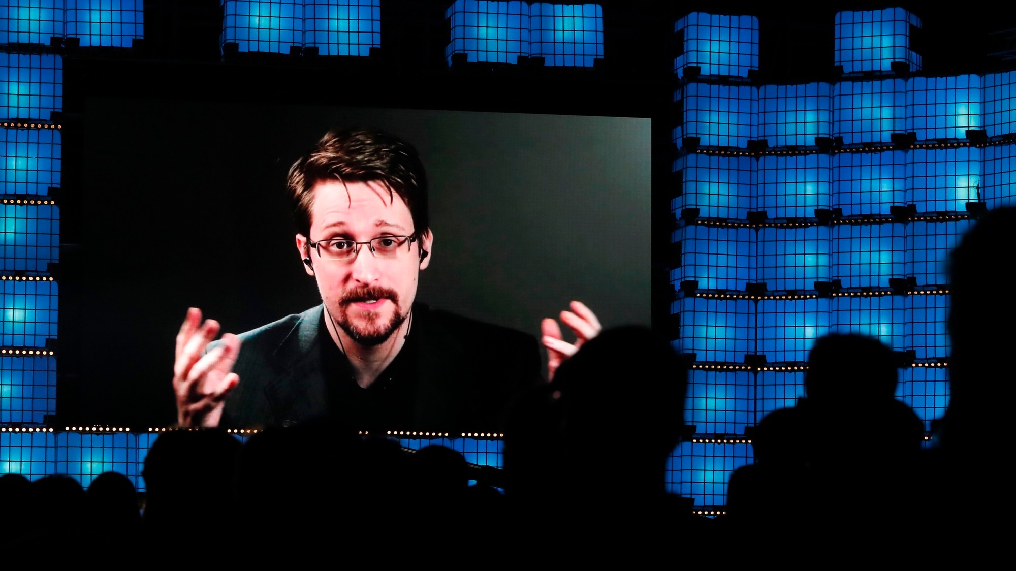 Edward Snowden dostal ruský pas: Zložil aj prísahu vernosti Rusku ...