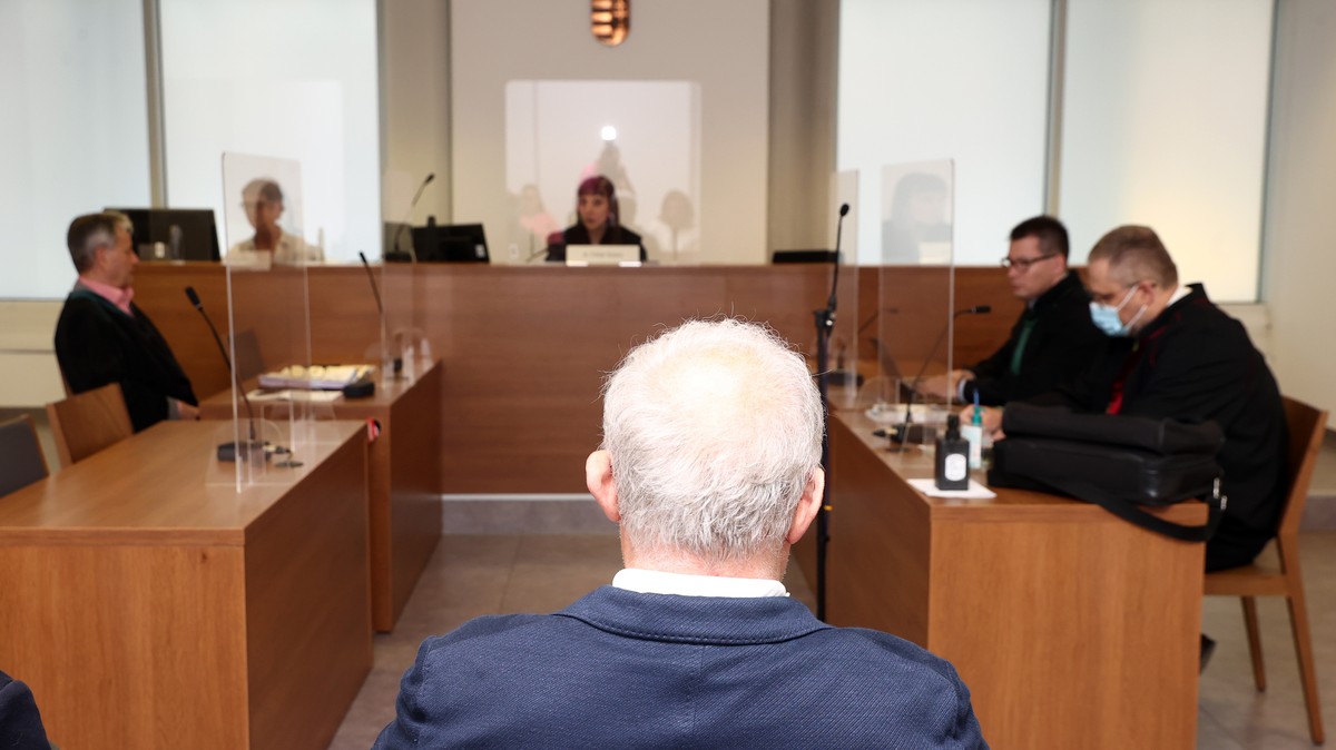 Plágium vádjával állt bíróság elé Kalamár Tamás - Blikk