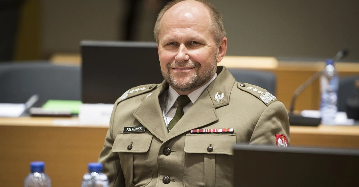 Generał Fałkowski: Wśród nowych członków NATO, Polska i Rumunia mają ...