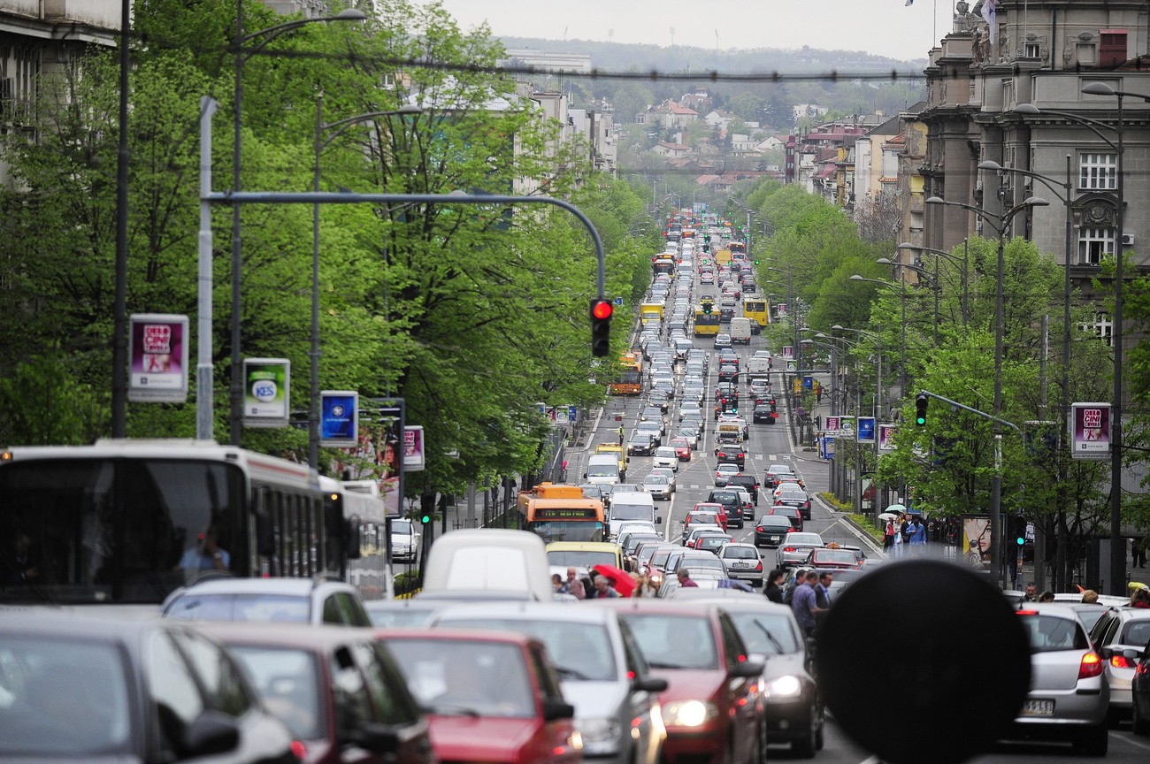 Saobraćaj u Beogradu: Zastoj na autoputu ka Šidu i u Balkanskoj - Blic