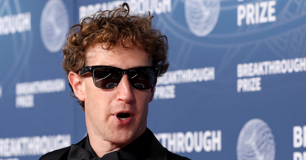 Meta's superintelligence push sparks tension and threats of desertion inside its sprawling AI ...