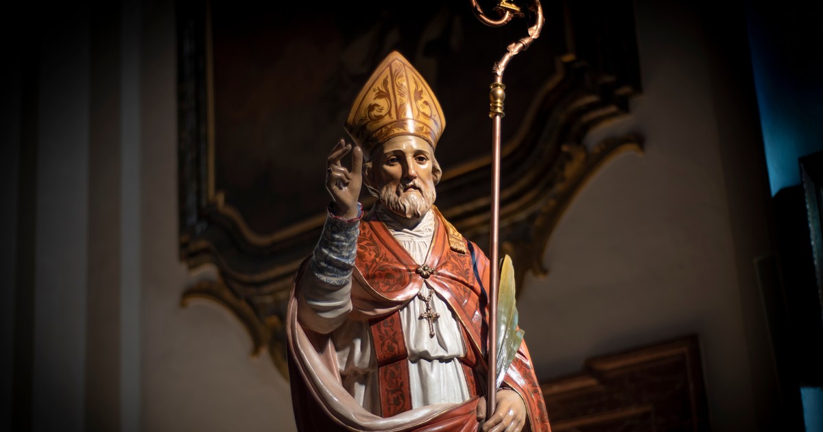 Walentynki. Kim jest święty Walenty, czyli biskup zakochanych? - Wiadomości