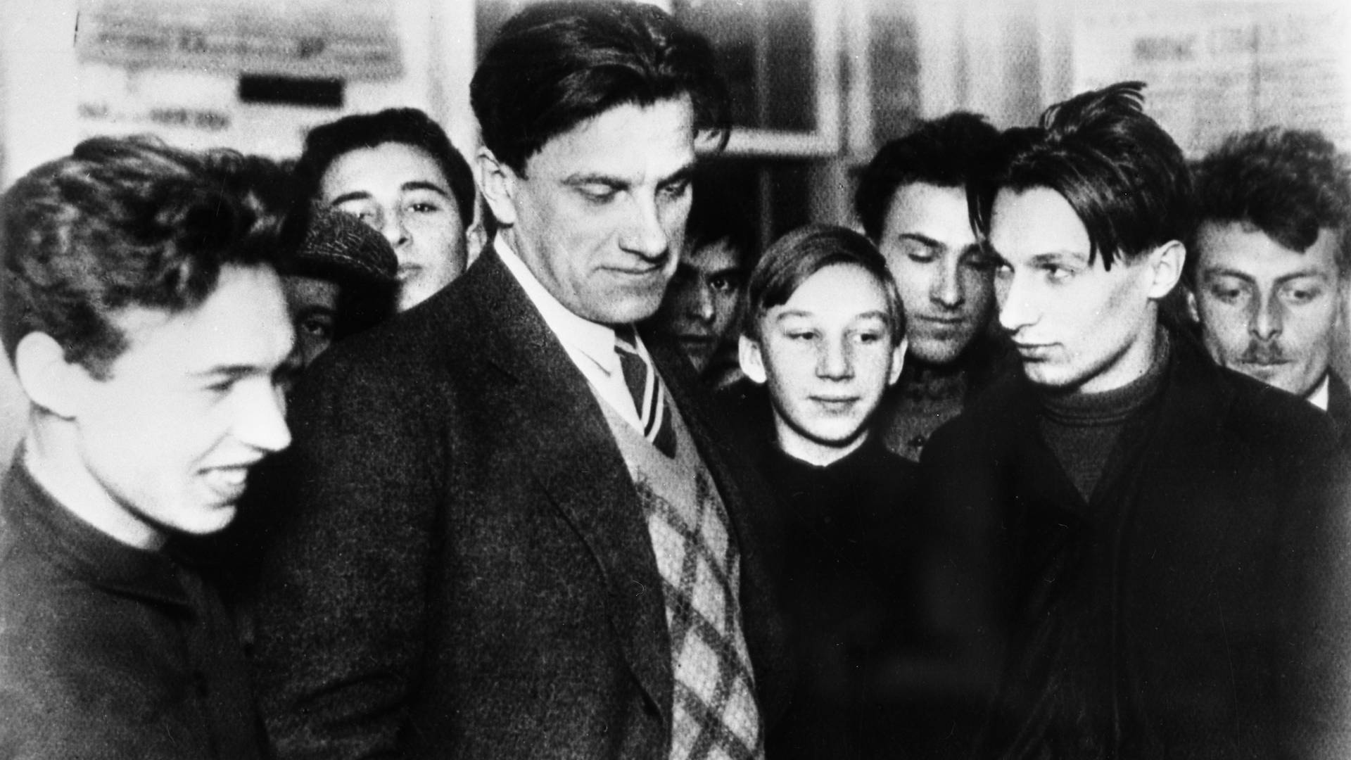 Ljubavna priča Vladimira Majakovskog Noizz