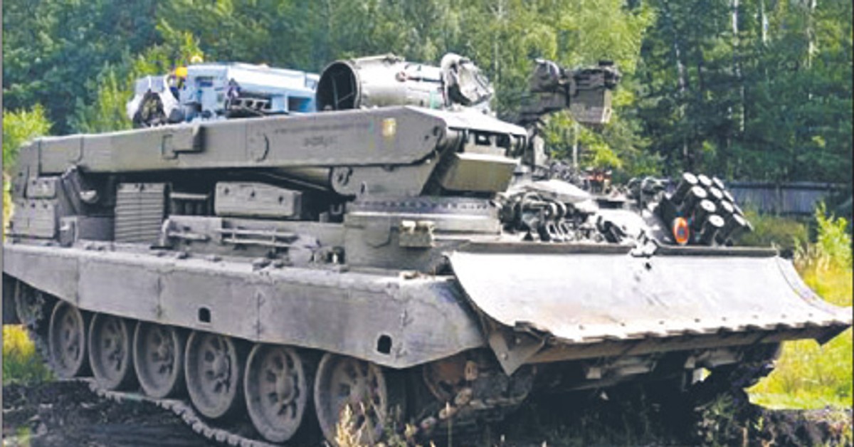 Wozy WZT-4 - eksportowy hit Bumaru. Indie zapłacą za nie 300 mln dol ...