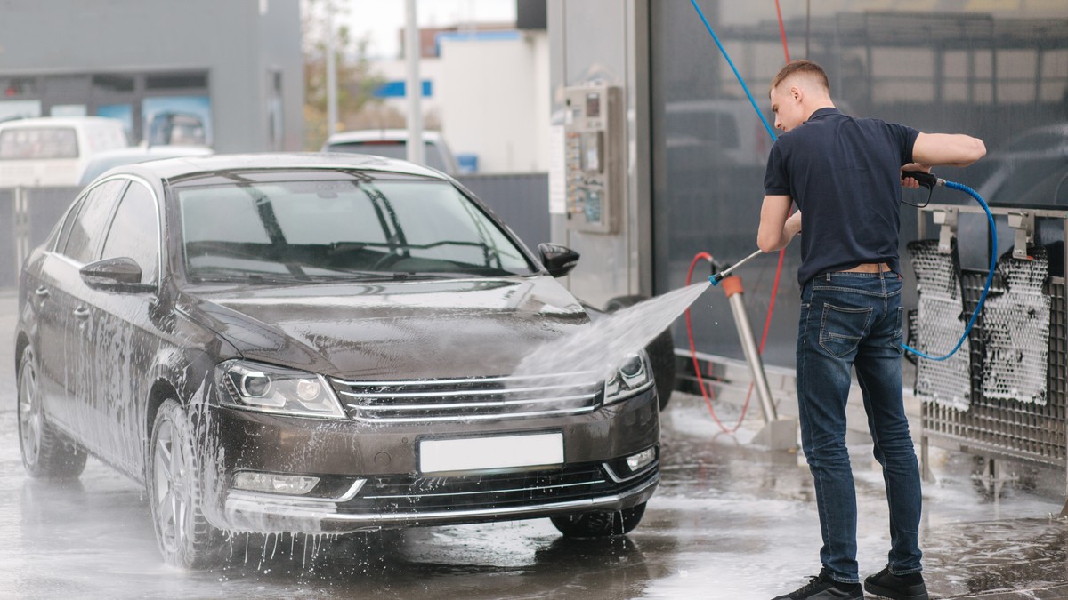 Samouslužne autoperionice: Pravila pranja automobila kako ga ne biste ...