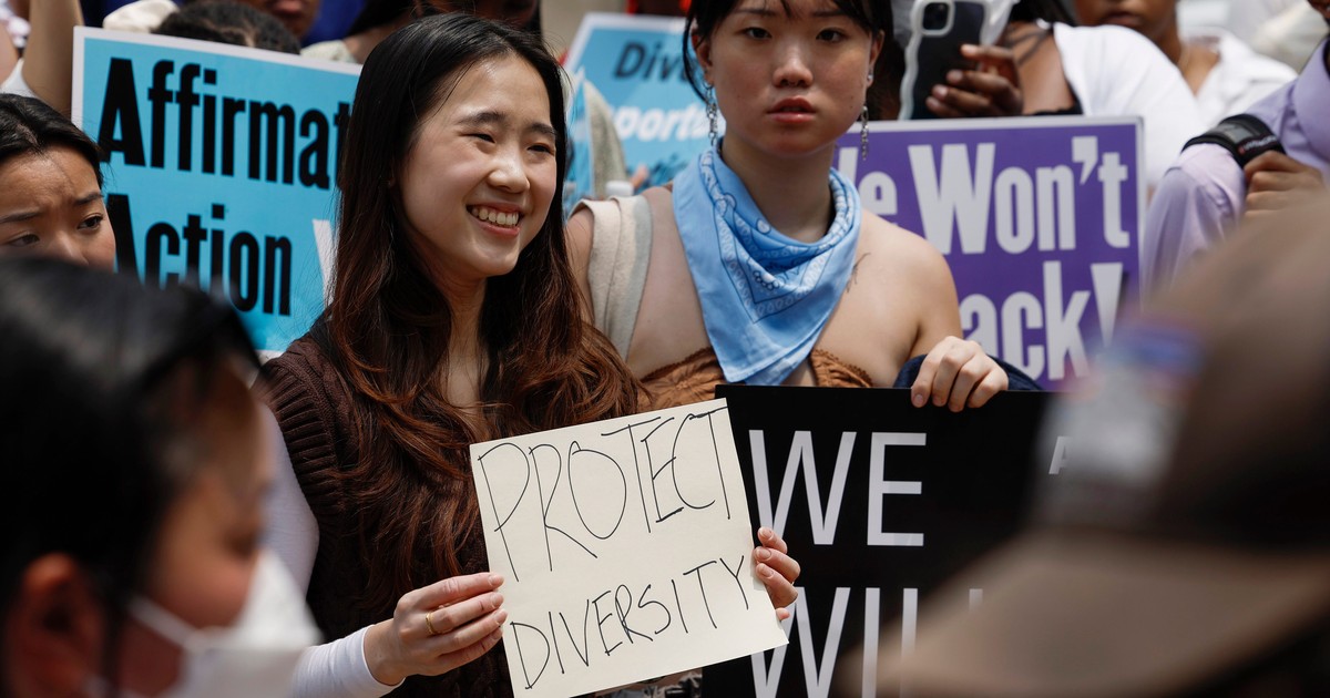 Harvard says it may still consider race during the admissions process ...